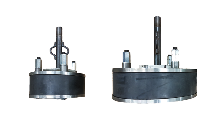 Manually tensioned packers